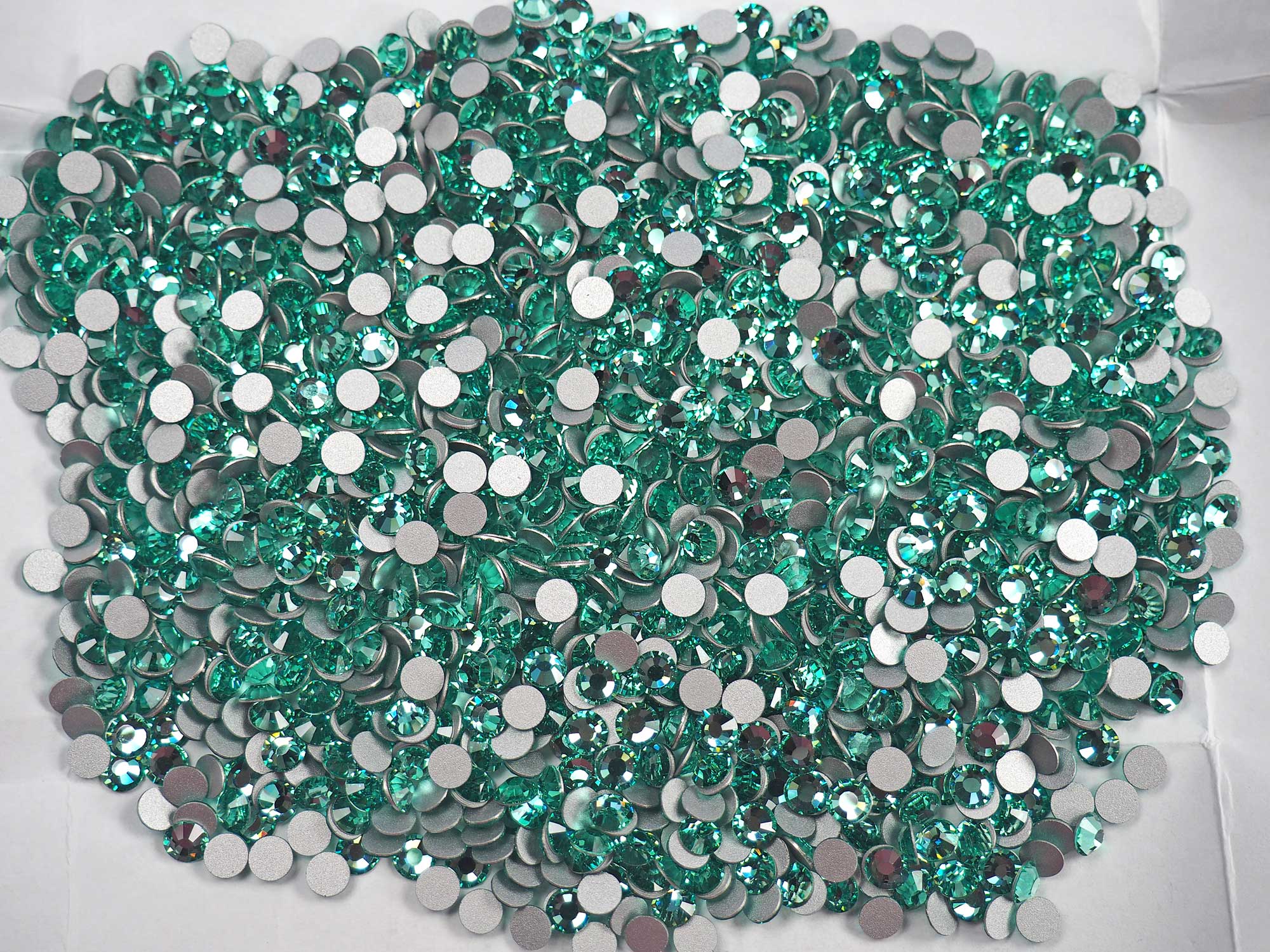 Light Emerald Green Color